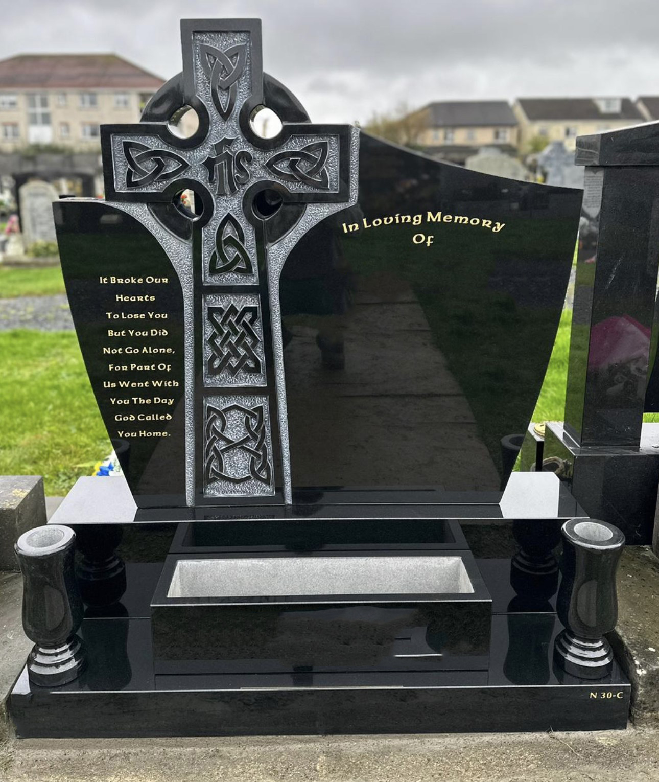Glasnevin Cemetery Monuments – Headstones and Memorials